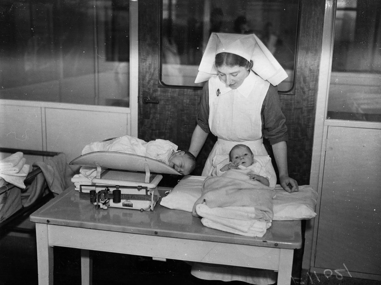 Regulating Midwifery in Early 20th-Century Belfast – Epidemic Belfast